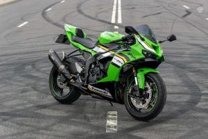Zaļš Kawasaki Ninja 2025 Viļņa, ar dzinēja tilpumu 0.64 L un nobraukumu 6 tūkst. km par 9650 €, foto 3 vietnē AUTOMOTO.COM.LV
