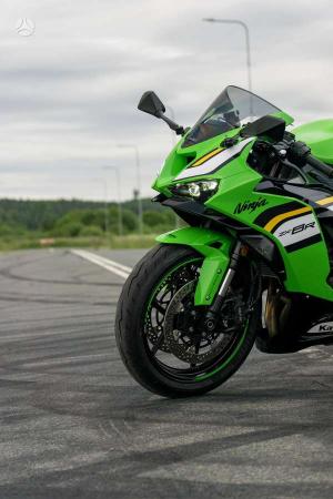Zaļš Kawasaki Ninja 2025 Viļņa, ar dzinēja tilpumu 0.64 L un nobraukumu 6 tūkst. km par 9650 €, foto 16 vietnē AUTOMOTO.COM.LV