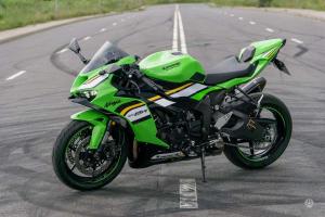 Zaļš Kawasaki Ninja 2025 Viļņa, ar dzinēja tilpumu 0.64 L un nobraukumu 6 tūkst. km par 9650 €, foto 17 vietnē AUTOMOTO.COM.LV