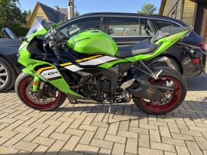 Green Kawasaki Ninja 2025 in Ignalina, with an engine capacity of 0.64 L and mileage of 1 thousand km for 10450 €, photo 1 on AUTOMOTO.COM.LV