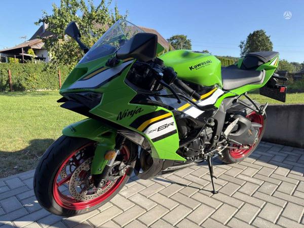 Green Kawasaki Ninja 2025 in Ignalina, with an engine capacity of 0.64 L and mileage of 1 thousand km for 10450 €, photo 3 on AUTOMOTO.COM.LV