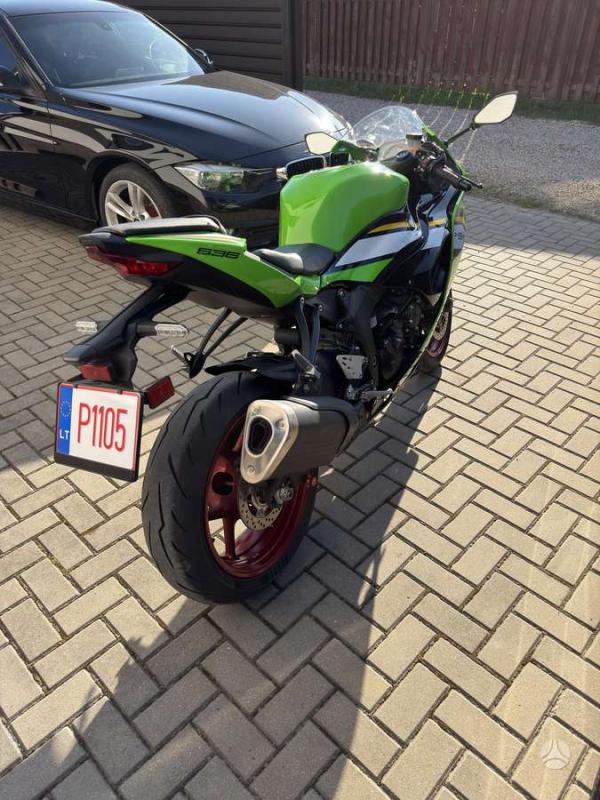 Green Kawasaki Ninja 2025 in Ignalina, with an engine capacity of 0.64 L and mileage of 1 thousand km for 10450 €, photo 8 on AUTOMOTO.COM.LV