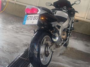 Серый Кавасаки Ninja 2001 в Вильнюс, объемом двигателя 0.60 л и пробегом 25 тыс. км за 1850 €, фото 7 на AUTOMOTO.COM.LV