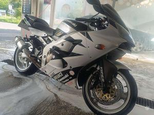 Серый Кавасаки Ninja 2001 в Вильнюс, объемом двигателя 0.60 л и пробегом 25 тыс. км за 1850 €, фото 8 на AUTOMOTO.COM.LV