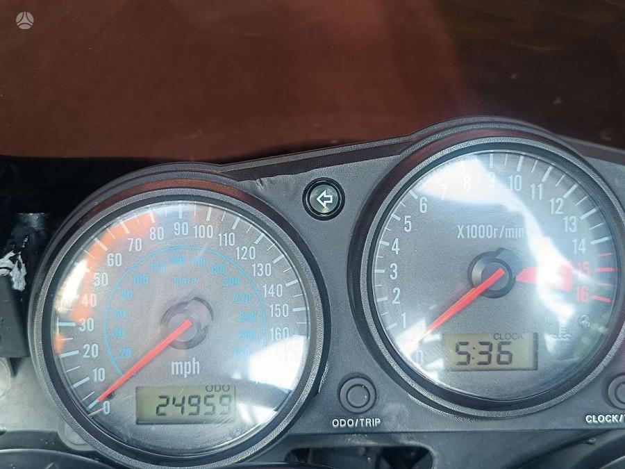Серый Кавасаки Ninja 2001 в Вильнюс, объемом двигателя 0.60 л и пробегом 25 тыс. км за 1850 €, фото 13 на AUTOMOTO.COM.LV