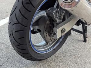 Pelēks Kawasaki Ninja 2004 Kauņa, ar dzinēja tilpumu 0.60 L un nobraukumu 18 tūkst. km par 1600 €, foto 7 vietnē AUTOMOTO.COM.LV