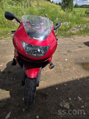 Kawasaki Ninja 1991 in Daugavpils, with an engine capacity of 0.90 L and mileage of 0 thousand km for 1000 €, photo 3 on AUTOMOTO.COM.LV