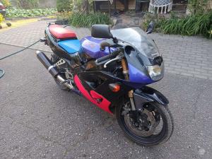 Kawasaki Ninja 1993 in Ignalina, with an engine capacity of 0.40 L and mileage of 43 thousand km for 850 €, photo  on AUTOMOTO.COM.LV