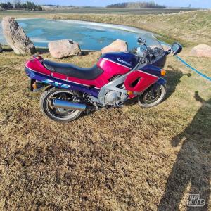 Kawasaki Ninja 1995 Šauļi, ar dzinēja tilpumu 0.60 L un nobraukumu 0 tūkst. km par 550 €, foto 5 vietnē AUTOMOTO.COM.LV