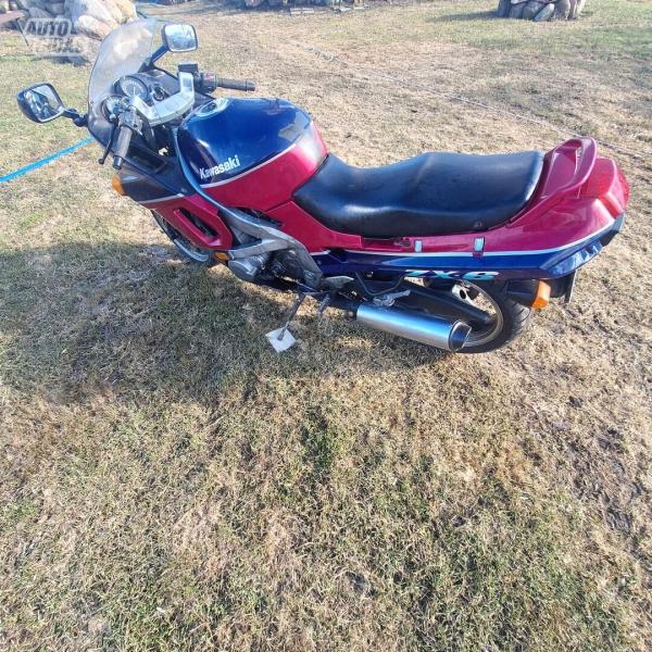 Kawasaki Ninja 1995 in Siauliai, with an engine capacity of 0.60 L and mileage of 0 thousand km for 550 €, photo 6 on AUTOMOTO.COM.LV
