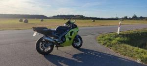Kawasaki Ninja 1999 in Klaipeda, with an engine capacity of 0.60 L and mileage of 33 thousand km for 1450 €, photo 3 on AUTOMOTO.COM.LV