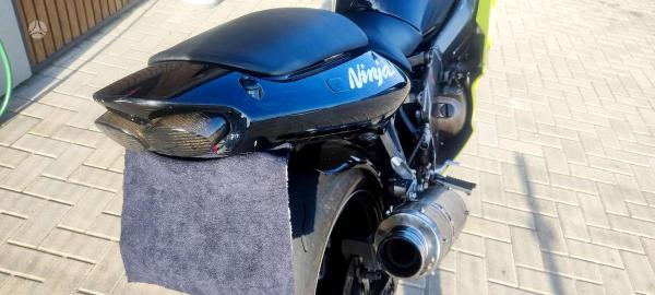 Kawasaki Ninja 1999 in Klaipeda, with an engine capacity of 0.60 L and mileage of 33 thousand km for 1450 €, photo 6 on AUTOMOTO.COM.LV