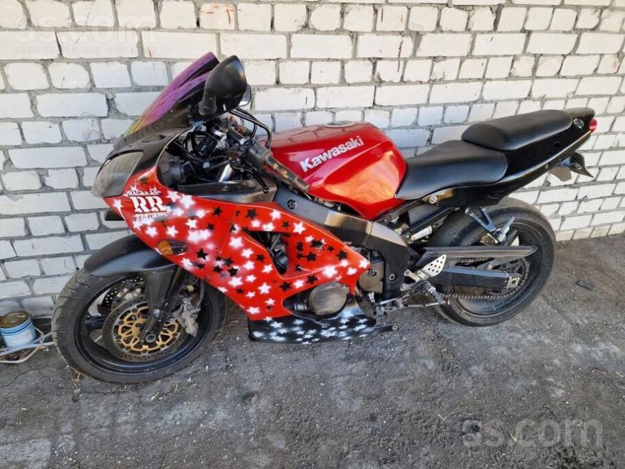 Кавасаки Ninja 2000 в Рига, объемом двигателя 0.60 л и пробегом 0 тыс. км за 855 €, фото 2 на AUTOMOTO.COM.LV