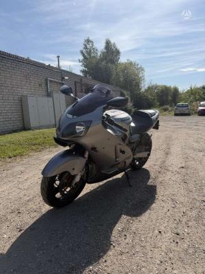 Kawasaki Ninja 2000 in Kaunas, with an engine capacity of 1.20 L and mileage of 36 thousand km for 2950 €, photo 6 on AUTOMOTO.COM.LV