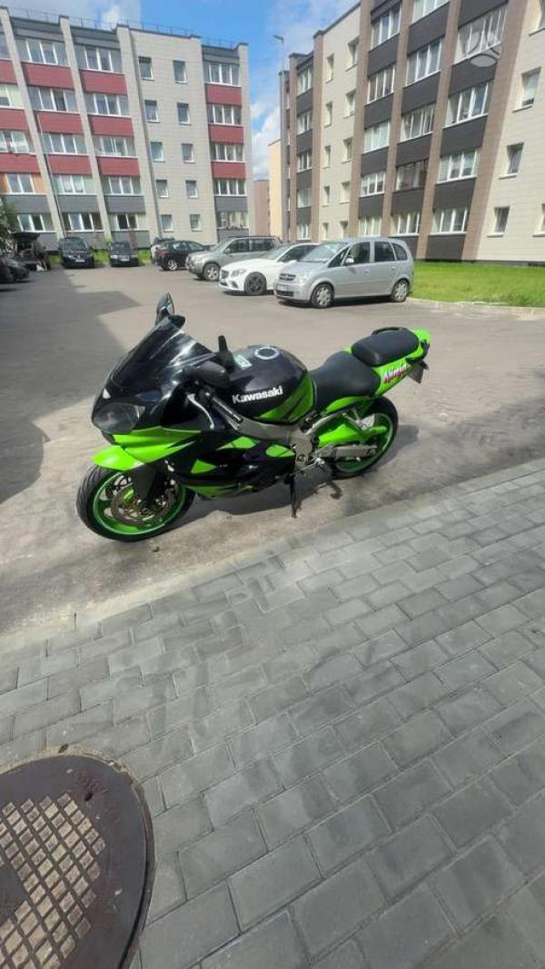 Кавасаки Ninja 2001 в Шальчининкай, объемом двигателя 0.90 л и пробегом 303 тыс. км за 1600 €, фото 4 на AUTOMOTO.COM.LV