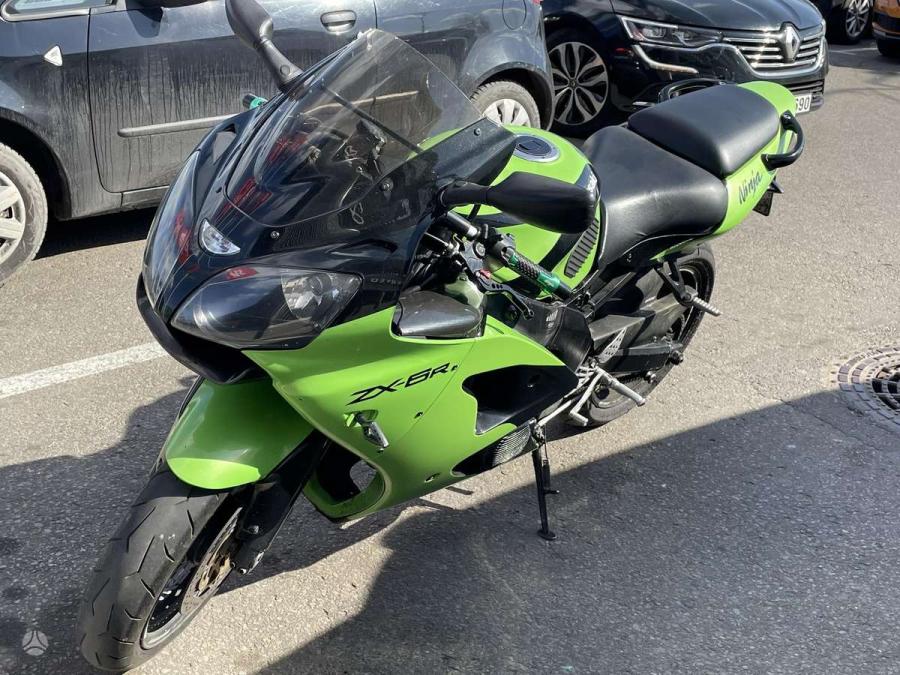 Kawasaki Ninja 2001 in Vilnius, with an engine capacity of 0.60 L and mileage of 69 thousand km for 2350 €, photo 7 on AUTOMOTO.COM.LV