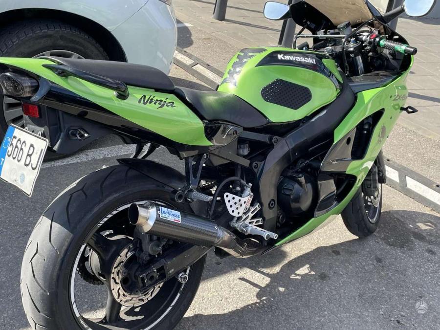 Kawasaki Ninja 2001 in Vilnius, with an engine capacity of 0.60 L and mileage of 69 thousand km for 2350 €, photo 11 on AUTOMOTO.COM.LV