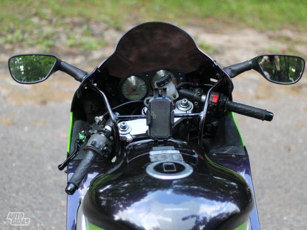 Kawasaki Ninja 2001 in Vilnius, with an engine capacity of 0.00 L and mileage of 0 thousand km for 2500 €, photo 4 on AUTOMOTO.COM.LV