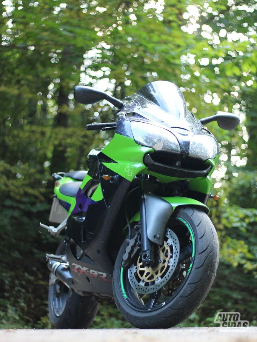 Kawasaki Ninja 2001 in Vilnius, with an engine capacity of 0.00 L and mileage of 0 thousand km for 2500 €, photo 12 on AUTOMOTO.COM.LV