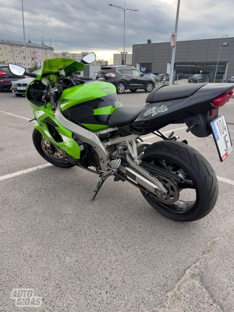Kawasaki Ninja 2002 in Vilnius, with an engine capacity of 0.90 L and mileage of 56 thousand km for 2700 €, photo 15 on AUTOMOTO.COM.LV