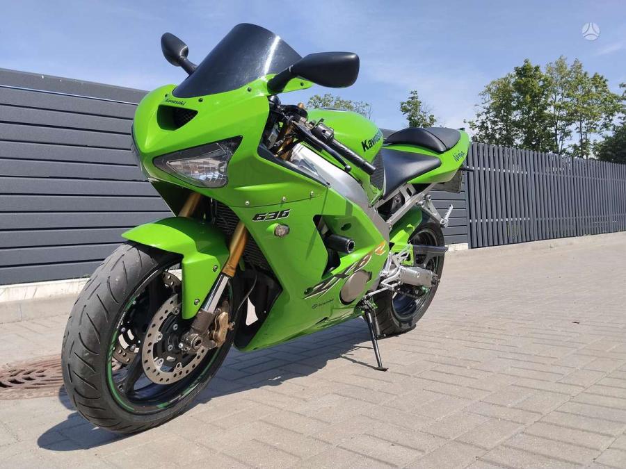 Kawasaki Ninja 2004 Kauņa, ar dzinēja tilpumu 0.64 L un nobraukumu 43 tūkst. km par 3999 €, foto 1 vietnē AUTOMOTO.COM.LV