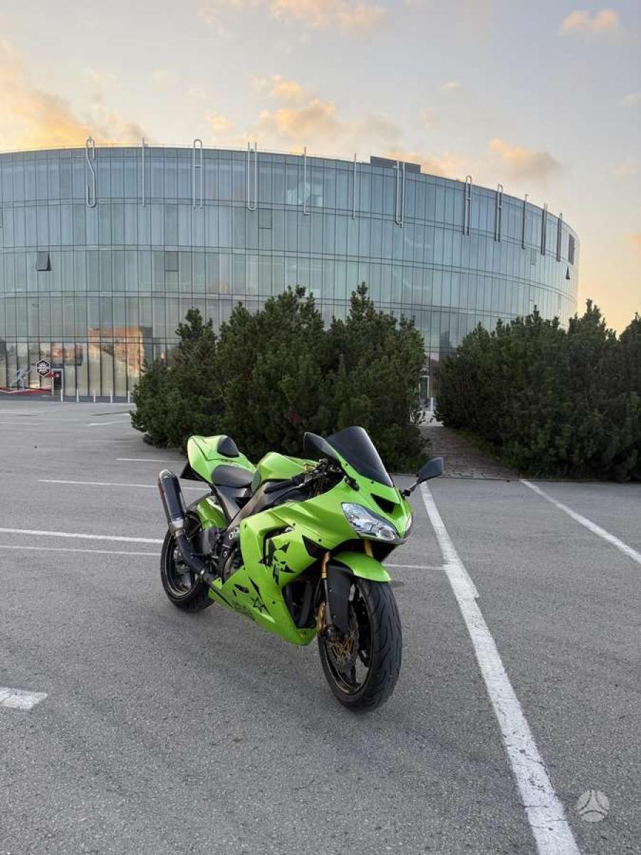 Кавасаки Ninja 2004 в Шяуляй, объемом двигателя 1.00 л и пробегом 30 тыс. км за 4300 €, фото 1 на AUTOMOTO.COM.LV