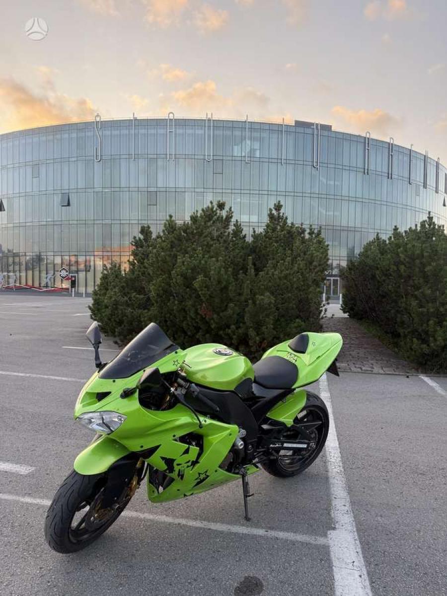 Кавасаки Ninja 2004 в Шяуляй, объемом двигателя 1.00 л и пробегом 30 тыс. км за 4300 €, фото 3 на AUTOMOTO.COM.LV