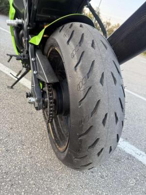 Кавасаки Ninja 2004 в Шяуляй, объемом двигателя 1.00 л и пробегом 30 тыс. км за 4300 €, фото 6 на AUTOMOTO.COM.LV