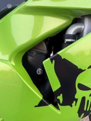Кавасаки Ninja 2004 в Шяуляй, объемом двигателя 1.00 л и пробегом 30 тыс. км за 4300 €, фото 9 на AUTOMOTO.COM.LV