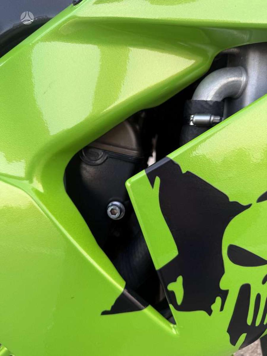 Кавасаки Ninja 2004 в Шяуляй, объемом двигателя 1.00 л и пробегом 30 тыс. км за 4300 €, фото 9 на AUTOMOTO.COM.LV