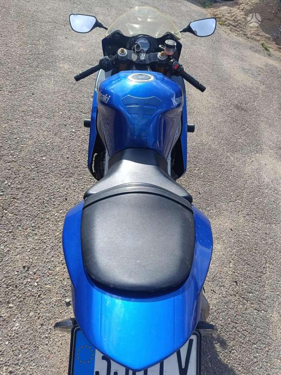 Kawasaki Ninja 2004 in Rietavas, with an engine capacity of 0.64 L and mileage of 61 thousand km for 2900 €, photo 6 on AUTOMOTO.COM.LV