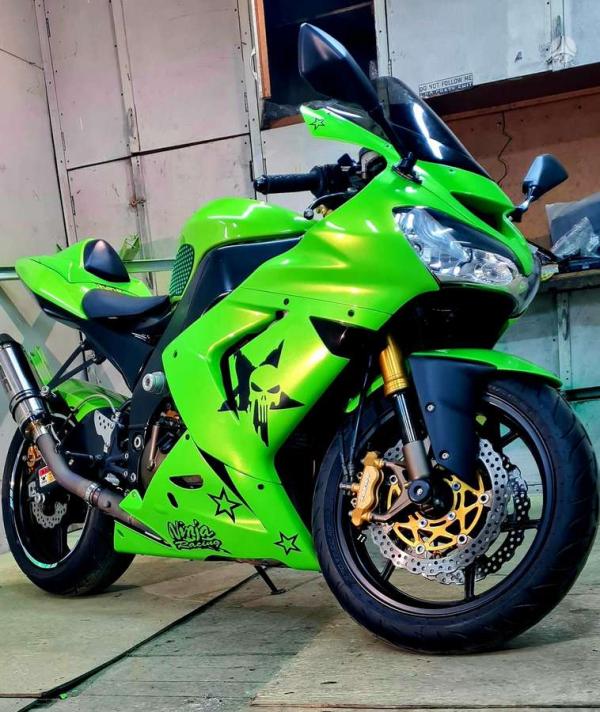 Kawasaki Ninja 2005 in Alytus, with an engine capacity of 1.00 L and mileage of 47 thousand km for 4300 €, photo 1 on AUTOMOTO.COM.LV