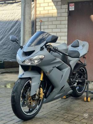 Кавасаки Ninja 2005 в Пренай, объемом двигателя 1.00 л и пробегом 53 тыс. км за 3650 €, фото 4 на AUTOMOTO.COM.LV