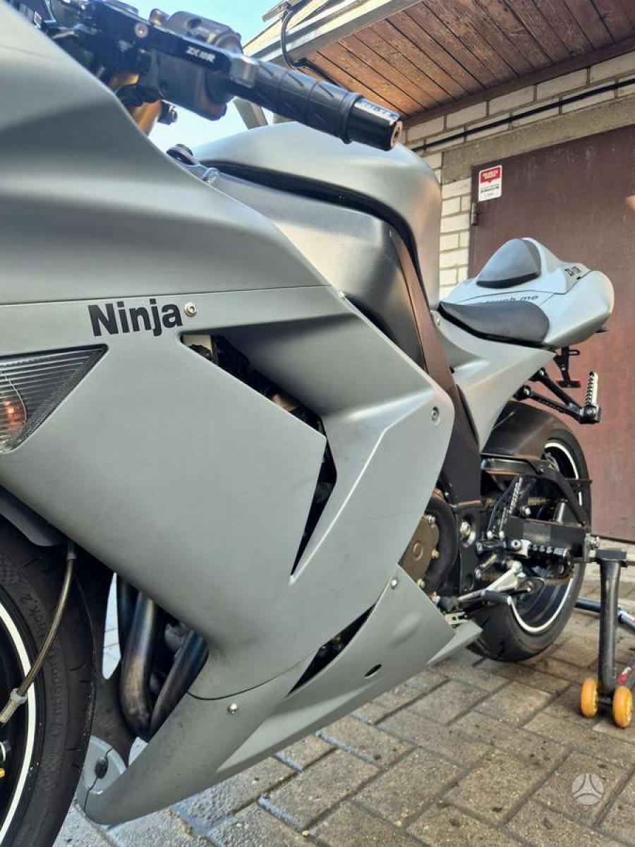 Кавасаки Ninja 2005 в Пренай, объемом двигателя 1.00 л и пробегом 53 тыс. км за 3650 €, фото 15 на AUTOMOTO.COM.LV