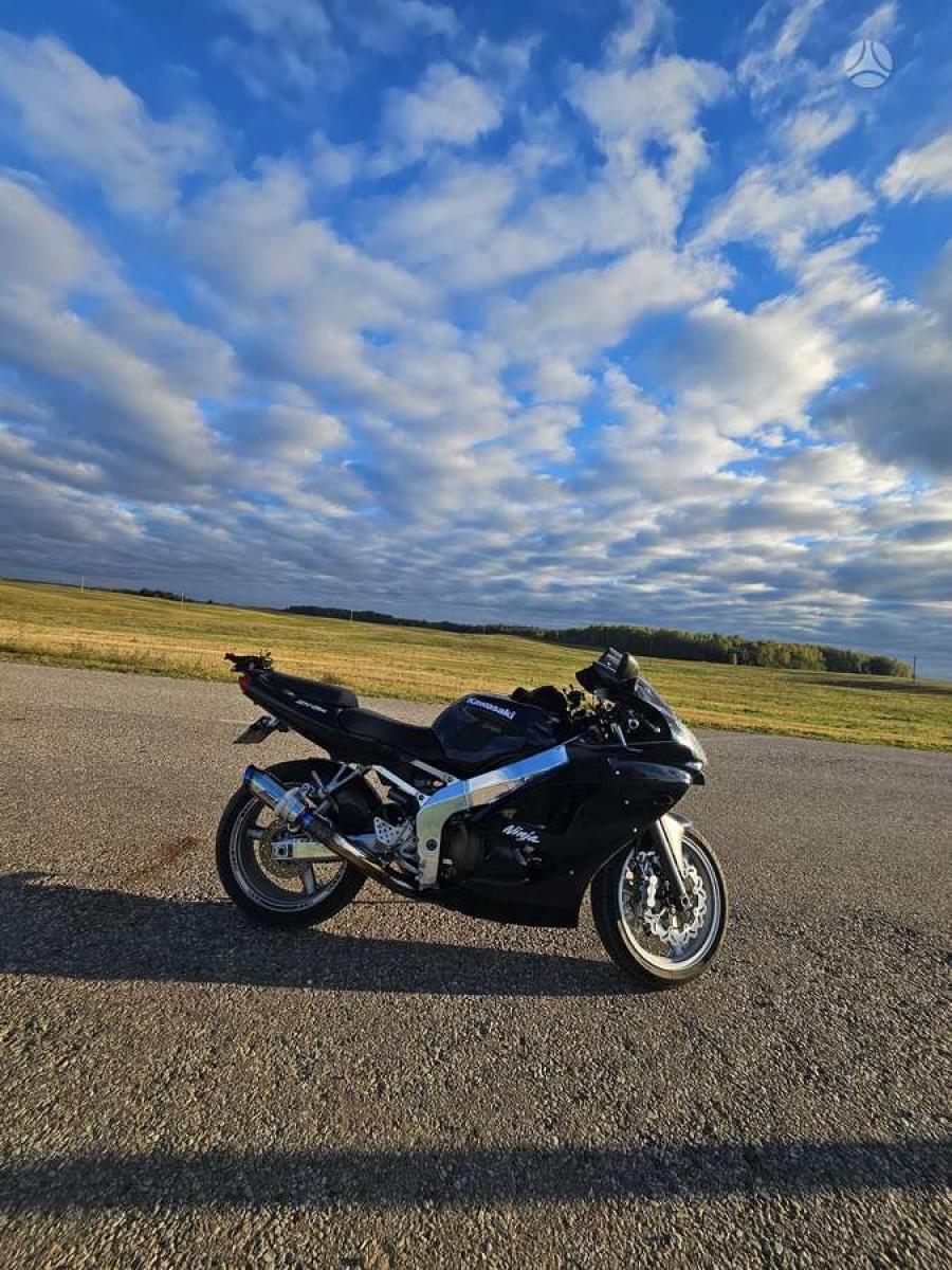 Kawasaki Ninja 2005 Ukmergė, ar dzinēja tilpumu 0.60 L un nobraukumu 42 tūkst. km par 2100 €, foto 6 vietnē AUTOMOTO.COM.LV