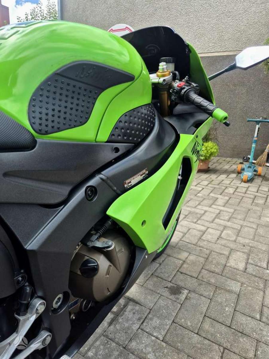 Кавасаки Ninja 2005 в Пренай, объемом двигателя 0.64 л и пробегом 35 тыс. км за 3550 €, фото 19 на AUTOMOTO.COM.LV