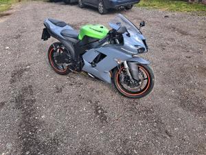 Кавасаки Ninja 2007 в Мариямполе, объемом двигателя 0.60 л и пробегом 45 тыс. км за 4050 €, фото  на AUTOMOTO.COM.LV