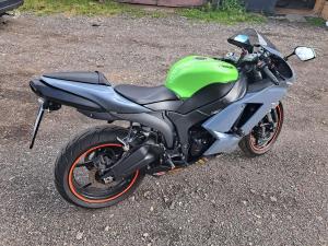 Кавасаки Ninja 2007 в Мариямполе, объемом двигателя 0.60 л и пробегом 45 тыс. км за 4050 €, фото 5 на AUTOMOTO.COM.LV