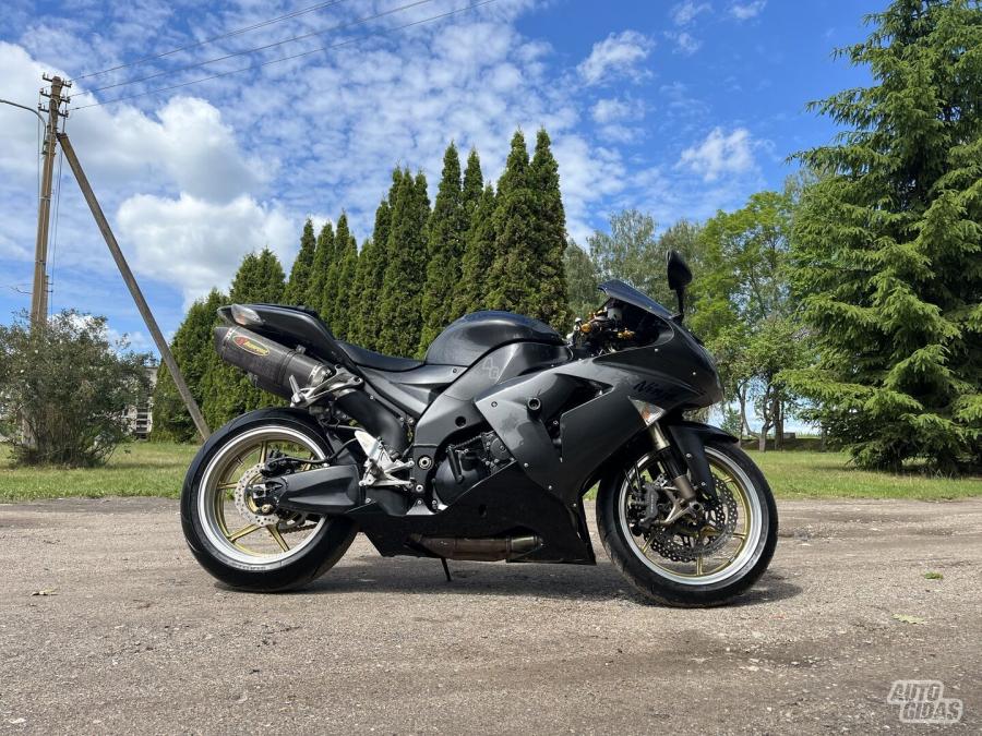 Kawasaki Ninja 2007 in Akmene, with an engine capacity of 0.00 L and mileage of 0 thousand km for 4300 €, photo 1 on AUTOMOTO.COM.LV