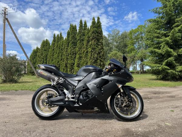 Kawasaki Ninja 2007 in Akmene, with an engine capacity of 0.00 L and mileage of 0 thousand km for 4300 €, photo 4 on AUTOMOTO.COM.LV