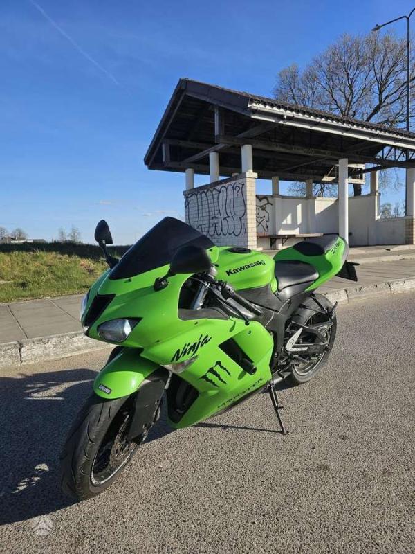 Kawasaki Ninja 2007 in Siauliai, with an engine capacity of 0.60 L and mileage of 70 thousand km for 3999 €, photo 1 on AUTOMOTO.COM.LV