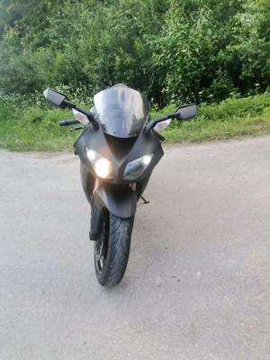 Kawasaki Ninja 2008 Joniškis, ar dzinēja tilpumu 1.00 L un nobraukumu 59 tūkst. km par 4400 €, foto  vietnē AUTOMOTO.COM.LV