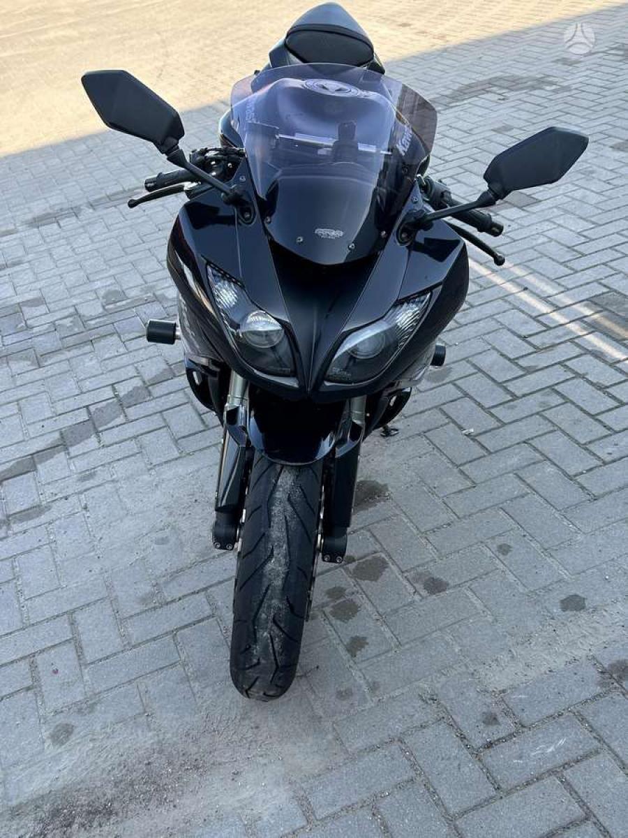 Kawasaki Ninja 2010 Šauļi, ar dzinēja tilpumu 0.60 L un nobraukumu 27 tūkst. km par 5200 €, foto 3 vietnē AUTOMOTO.COM.LV