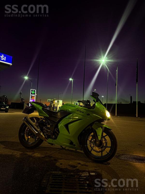 Кавасаки Ninja 2011 в Рига, объемом двигателя 0.25 л и пробегом 0 тыс. км за 2300 €, фото 1 на AUTOMOTO.COM.LV
