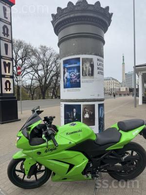 Kawasaki Ninja 2011 in Riga, with an engine capacity of 0.25 L and mileage of 0 thousand km for 2300 €, photo 4 on AUTOMOTO.COM.LV