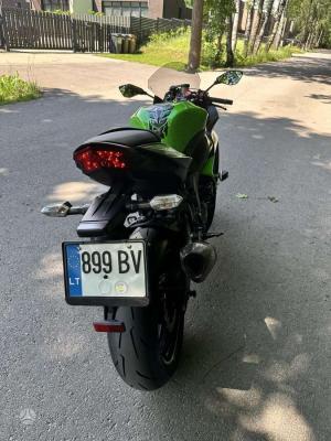 Kawasaki Ninja 2015 Viļņa, ar dzinēja tilpumu 0.64 L un nobraukumu 37 tūkst. km par 6600 €, foto 4 vietnē AUTOMOTO.COM.LV
