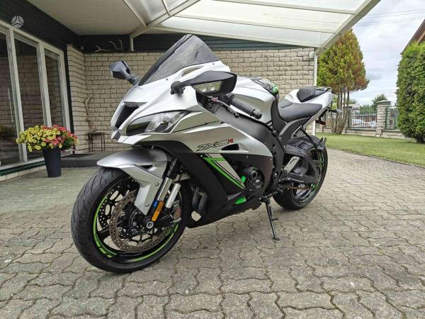 Kawasaki Ninja 2018 Kauņa, ar dzinēja tilpumu 1.00 L un nobraukumu 32 tūkst. km par 9550 €, foto 1 vietnē AUTOMOTO.COM.LV