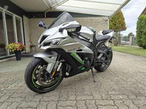 Kawasaki Ninja 2018 Kauņa, ar dzinēja tilpumu 1.00 L un nobraukumu 32 tūkst. km par 9550 €, foto  vietnē AUTOMOTO.COM.LV