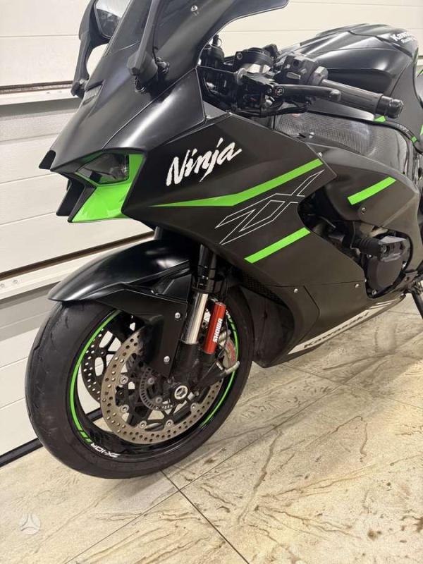 Kawasaki Ninja 2019 in Kaunas, with an engine capacity of 1.00 L and mileage of 9 thousand km for 12999 €, photo 4 on AUTOMOTO.COM.LV