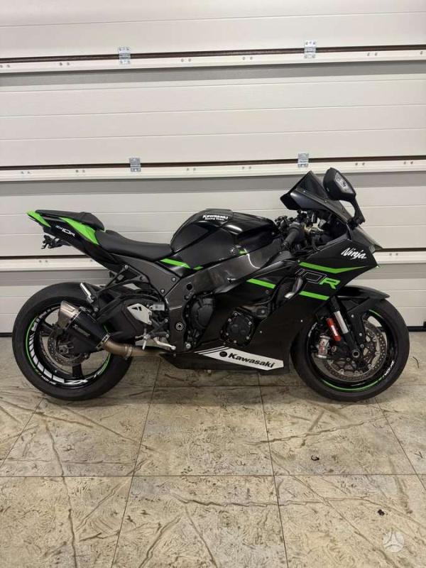 Kawasaki Ninja 2019 in Kaunas, with an engine capacity of 1.00 L and mileage of 9 thousand km for 12999 €, photo 7 on AUTOMOTO.COM.LV